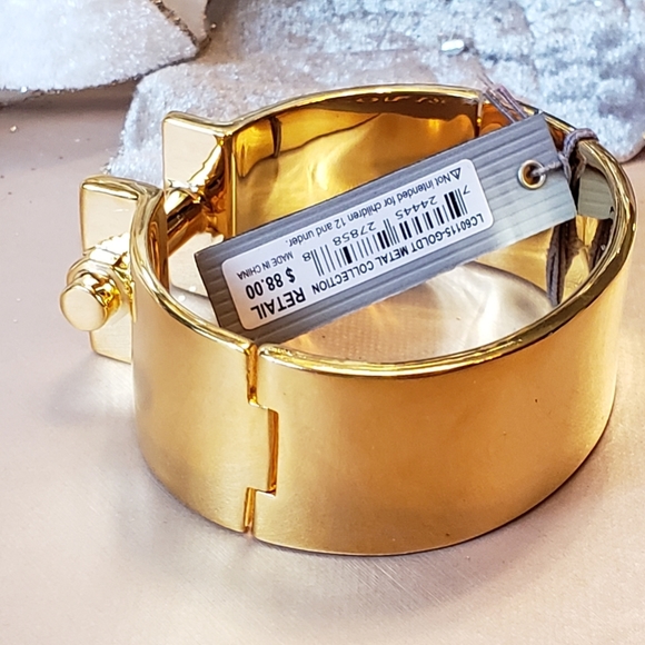 Louise et Cie | Jewelry | Louise Et Cie Gold Metal Collection Bracelet ...